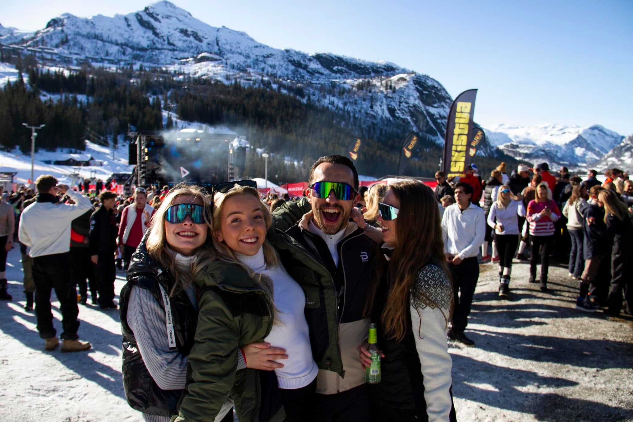 Afterski & arrangementer på Skistua Hemsedal | Live musikk, DJ-er & store festivaler